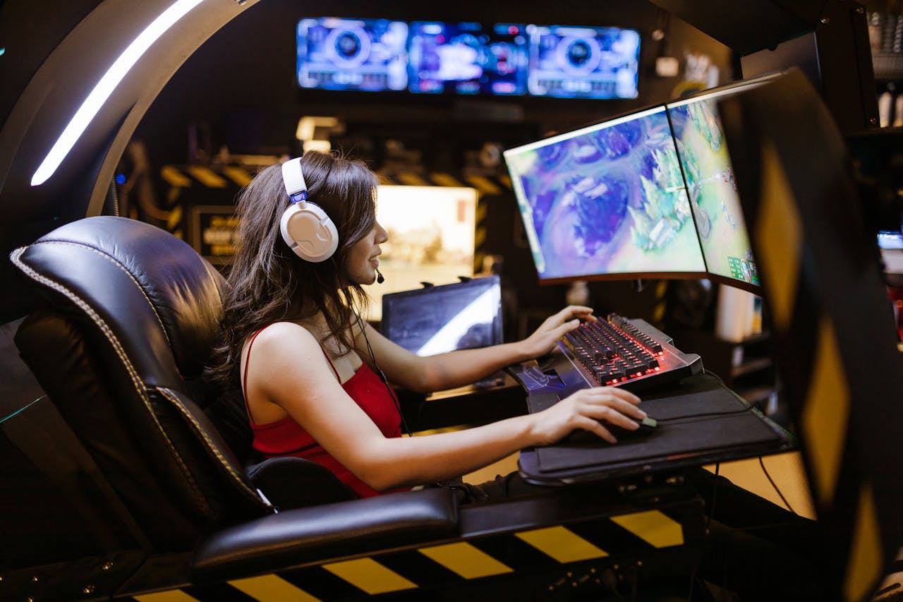 Master the Game: CSGO Left Hand Command Explained - Unigamesity